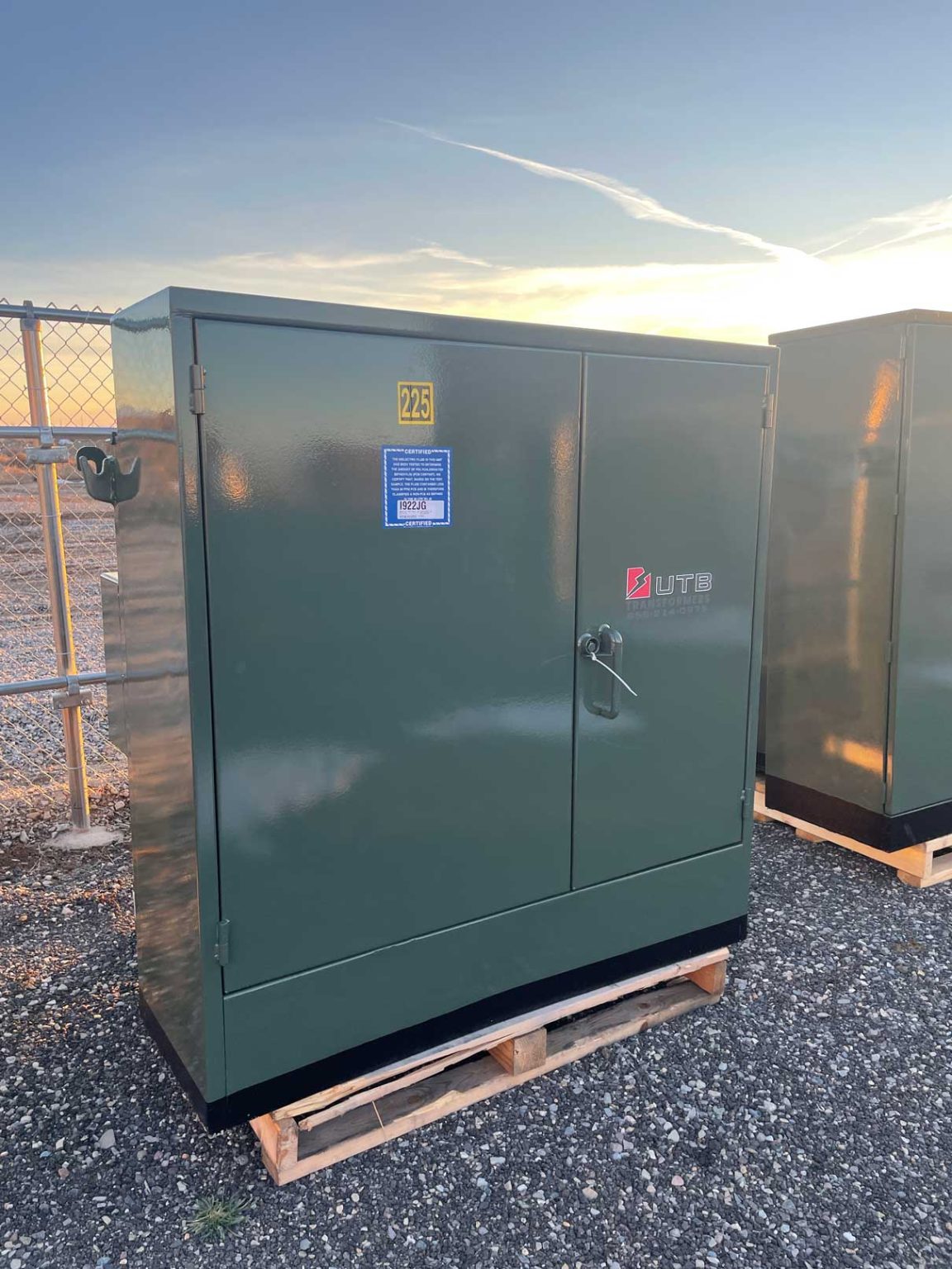 11 Pad-Mounted Transformer Safety Tips for Crews & Operators | UTB